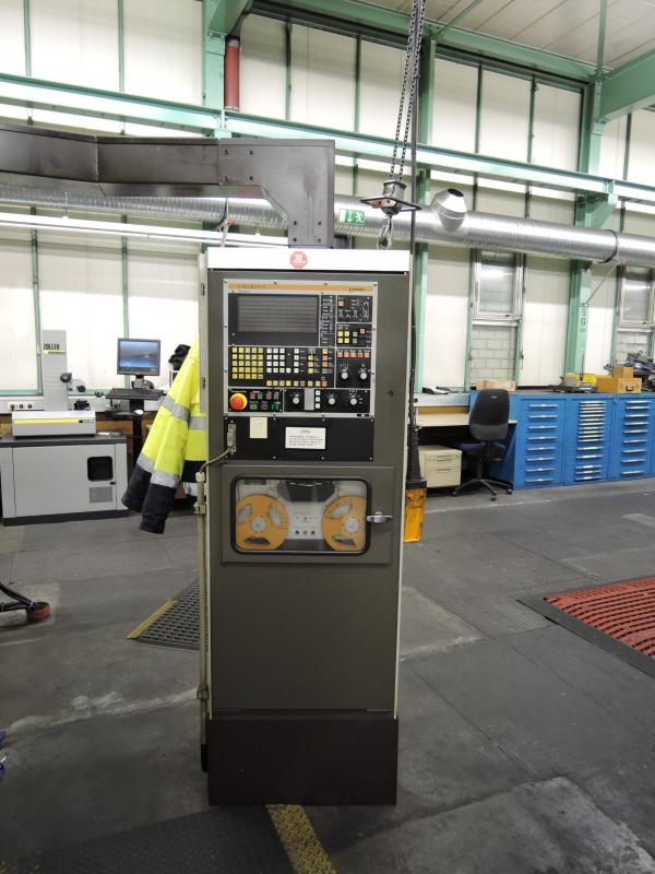 အသုံးပြုပြီးသား HÜller Hille Nb H70 Cnc စက်ယန္တရားစင်တာကိုဝယ်ပါ။