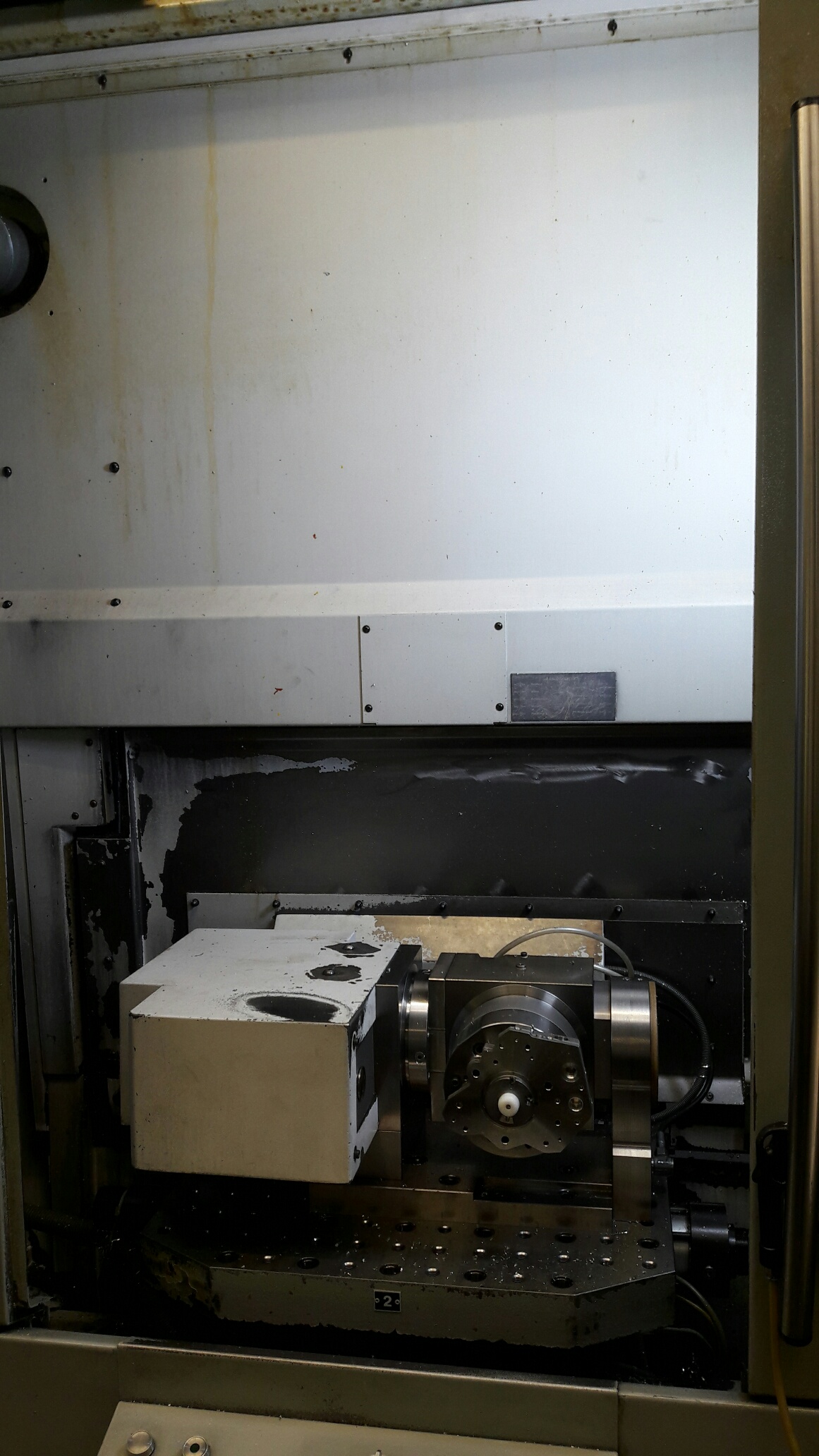 အသုံးပြုပြီးသား DECKEL DMP 60 V 4-axis machining center ကိုဝယ်ပါ။