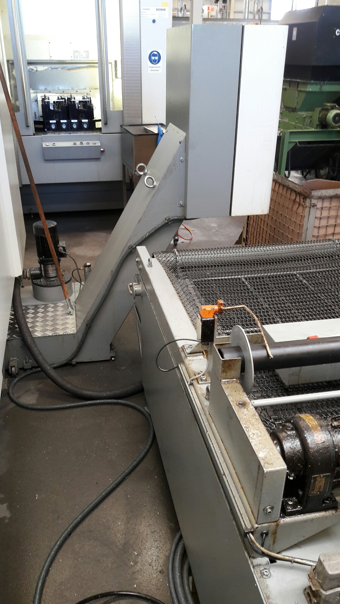 အသုံးပြုပြီးသား DECKEL DMP 60 V 4-axis machining center ကိုဝယ်ပါ။