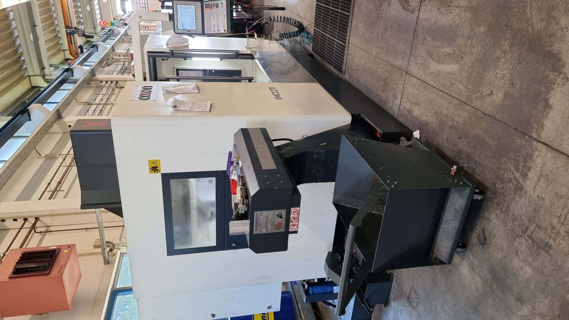 Gebrauchte AXON VMC-1270-H3L vertikales BAZ kaufen