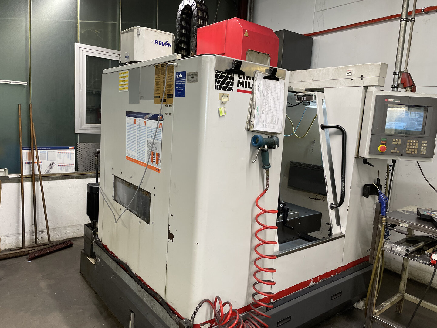 Best CINCINNATI Arrow 500 3Axis Milling Machine vertical for Sale