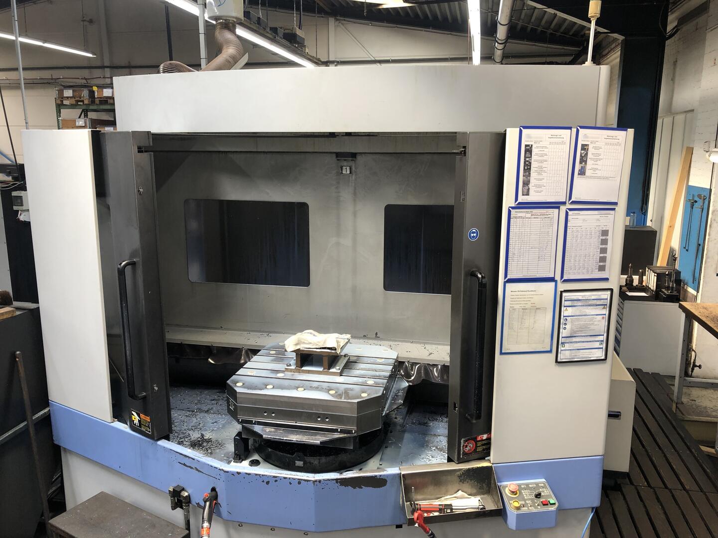 Best Used DOOSAN HM 800 Horizontal Machine Center with 2 Pallets