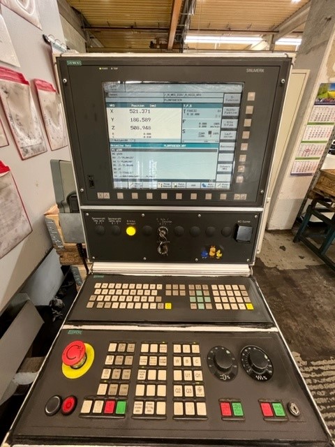 AXA VHC-2 XTS/50 5 Axis Traveling Column Machine Center | Asset-Trade AXA VHC-2 XTS/50 5 Axis Traveling Column Machine Center | Asset-Trade