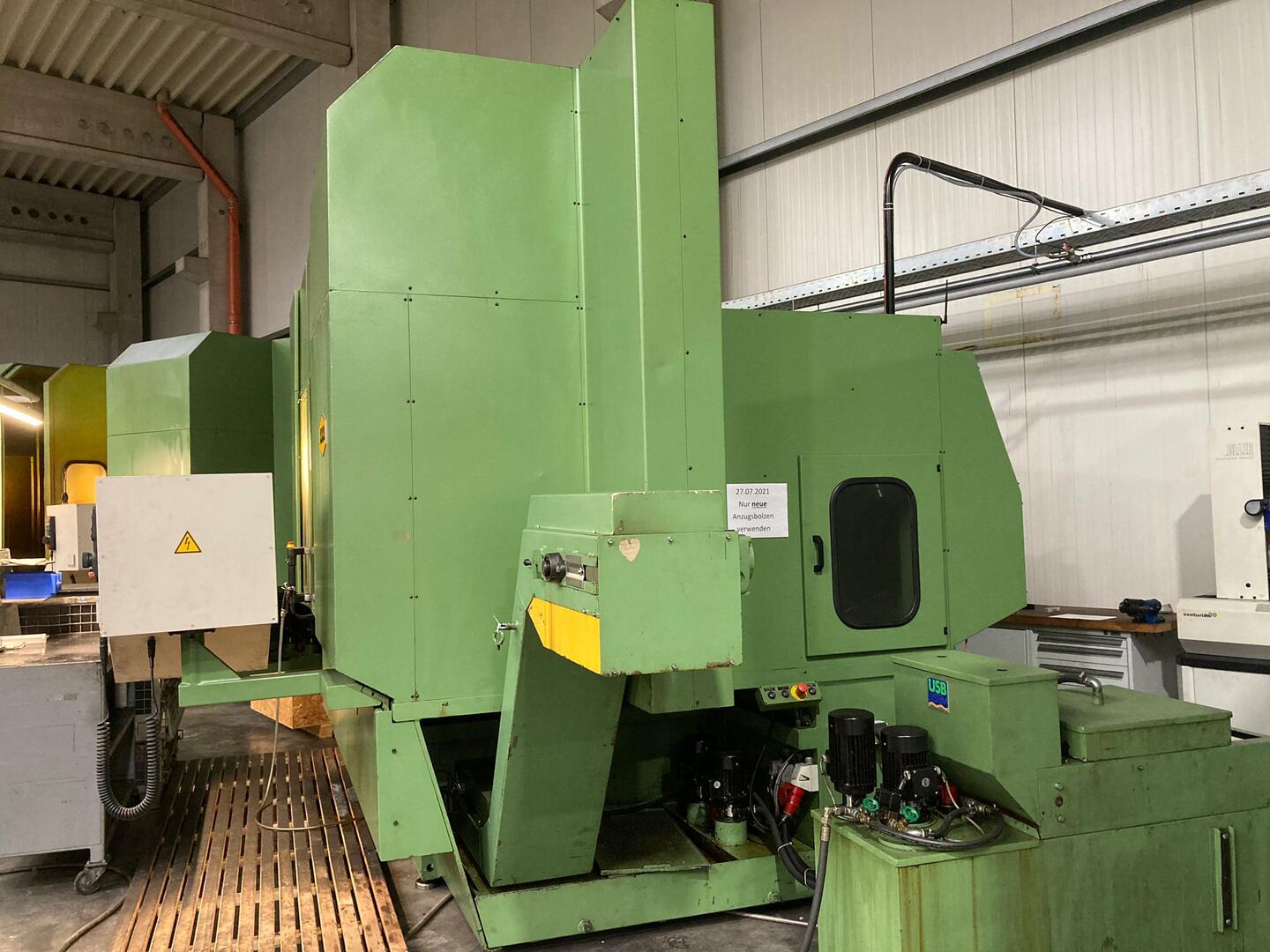 AXA Vario - 4 & 3 Axis Machine Centers | Asset-Trade