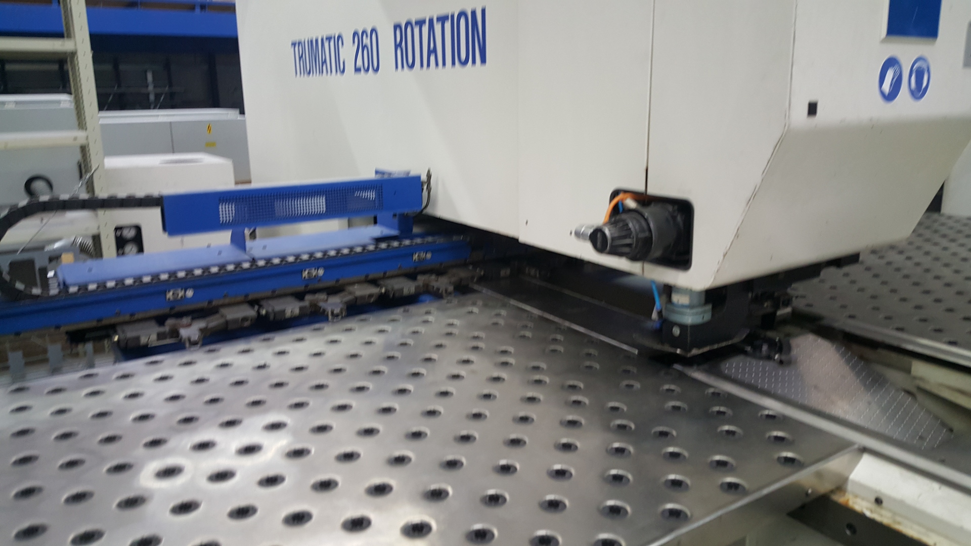 Buyy Used TRUMPF TC 260R Punching Nibbling Machine