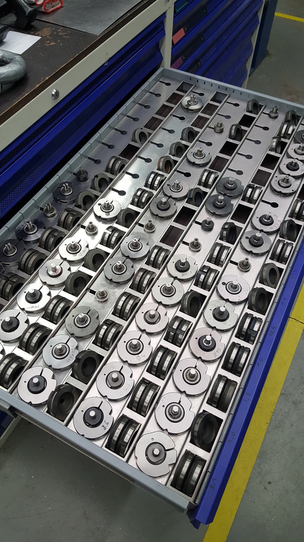 Buyy Used TRUMPF TC 260R Punching Nibbling Machine