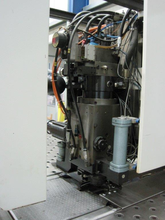 Buyy Used TRUMPF TC 260R Punching Nibbling Machine