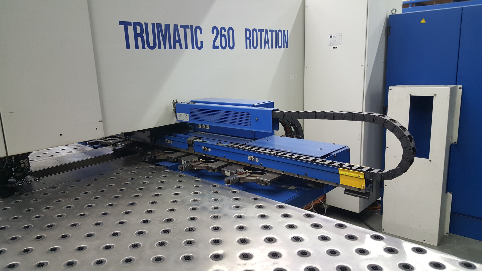 Buyy Used TRUMPF TC 260R Punching Nibbling Machine