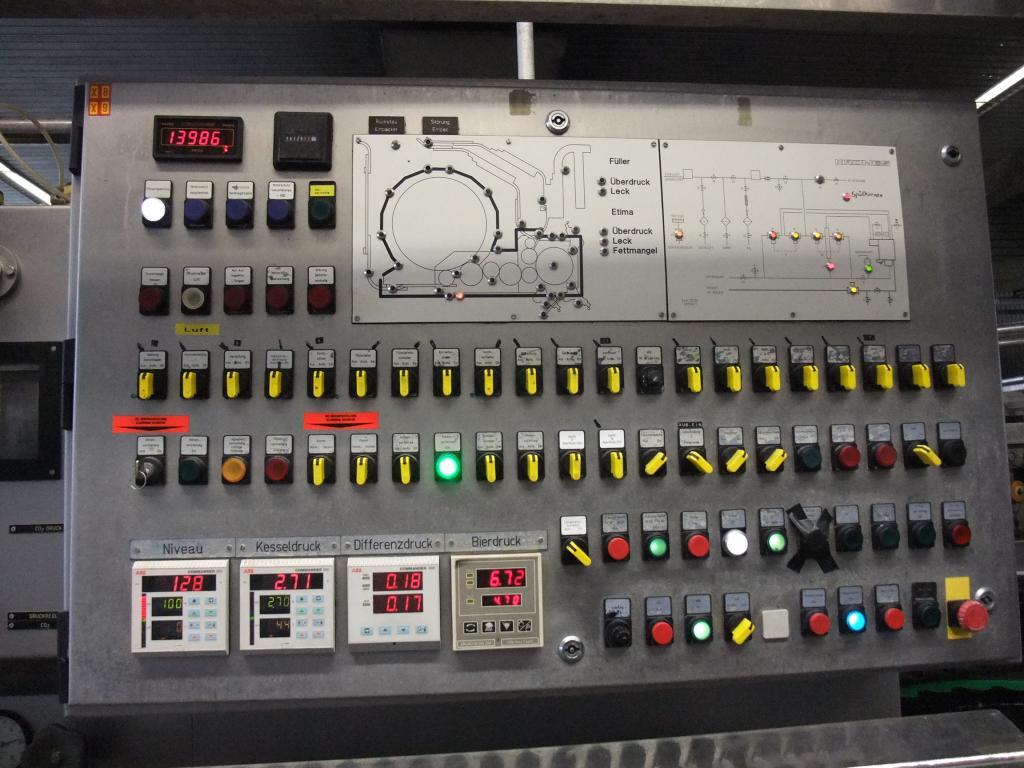 Complete KRONES RBG bottling Line Beer, 60.000L