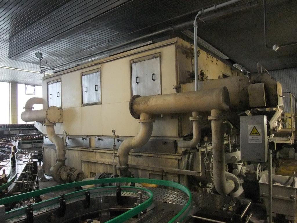 Complété KRONES Ligne d'embouteillage RBG Bière, 60.000 XNUMXL