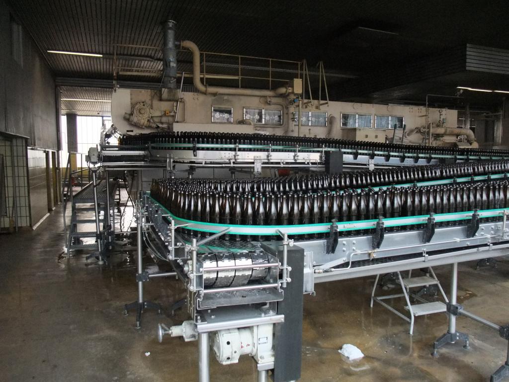 Complete KRONES RBG bottling Line Beer, 60.000L