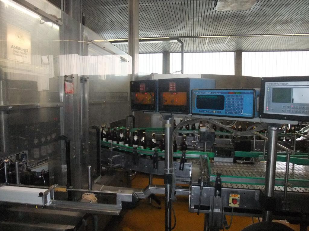 Complété KRONES Ligne d'embouteillage RBG Bière, 60.000 XNUMXL