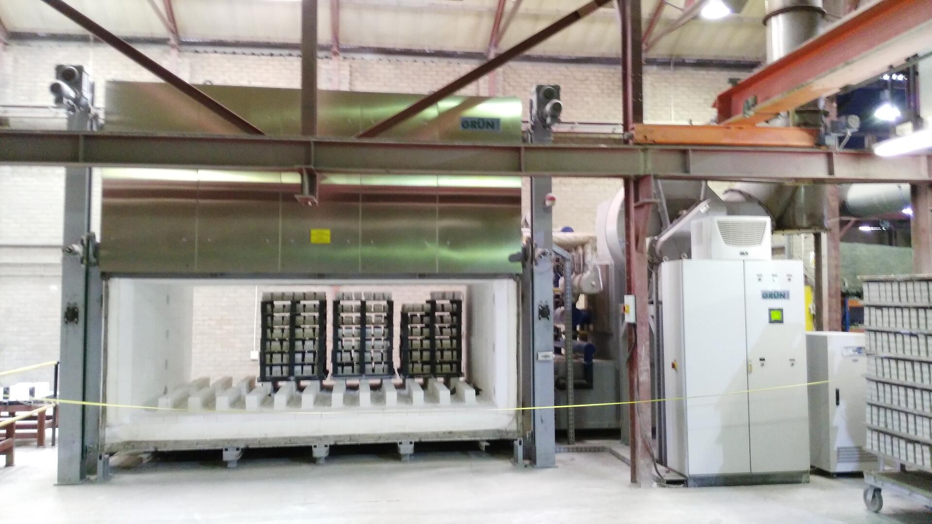 Used GRÜN 6,9 CUBE meter Chamber Kiln oven for Sale