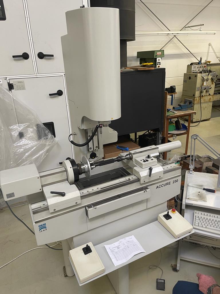 MAHR OKM ACCURE 250- CNC measuring machine | Asset-Trade