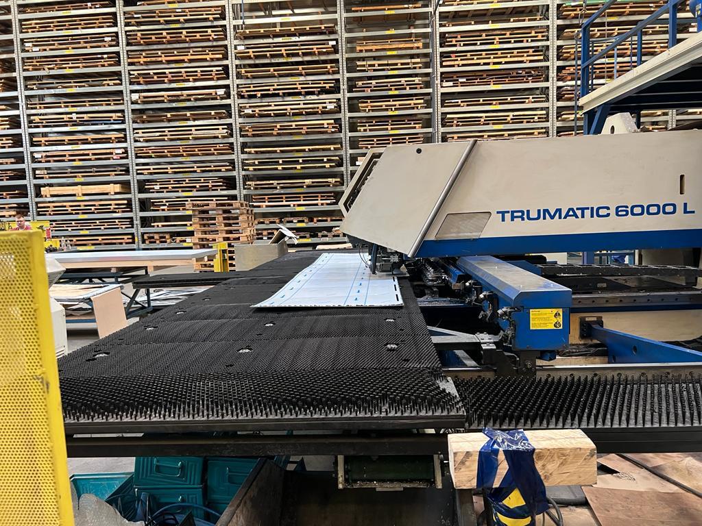 Beste gebrauchte Trumpf TC6000L 1600 FMC Laserpresse 2700W