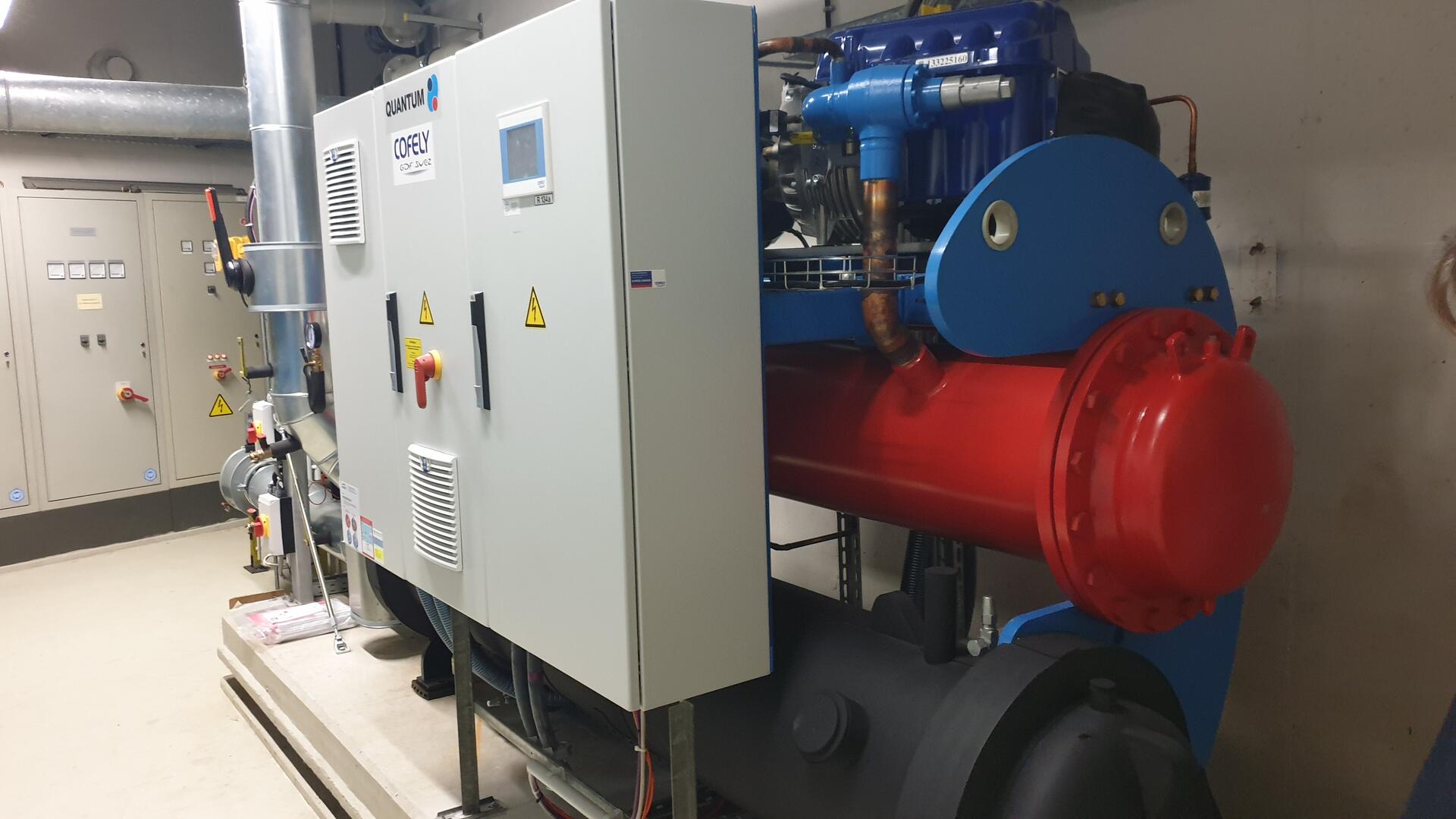 Beste gebrauchte ENGIE COFELY Quantum X 060 S2C Kältemaschine 500KW kaufen