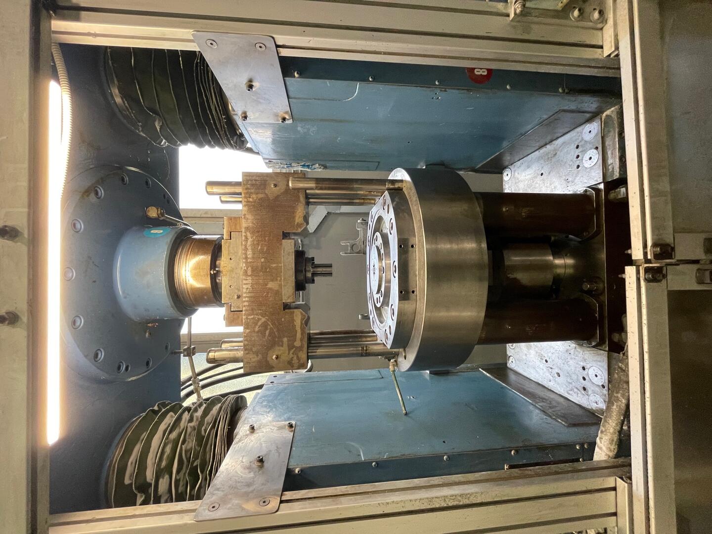 DORST DK250 hydraulic press | Asset-Trade