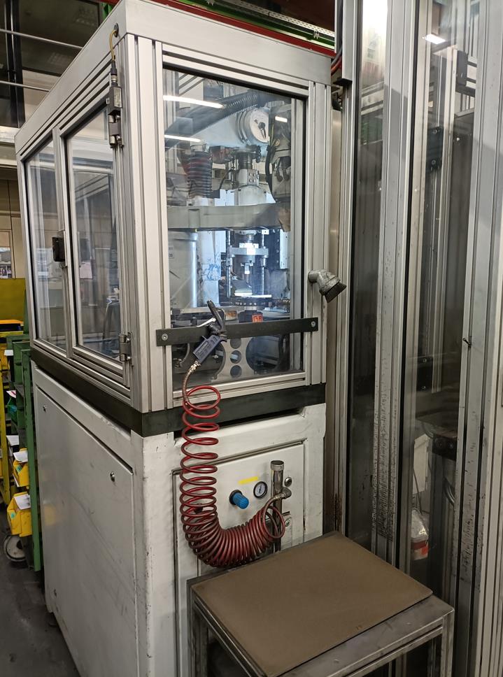 Miglior usato DORST Acquista la pressa idraulica per polveri TPA 30