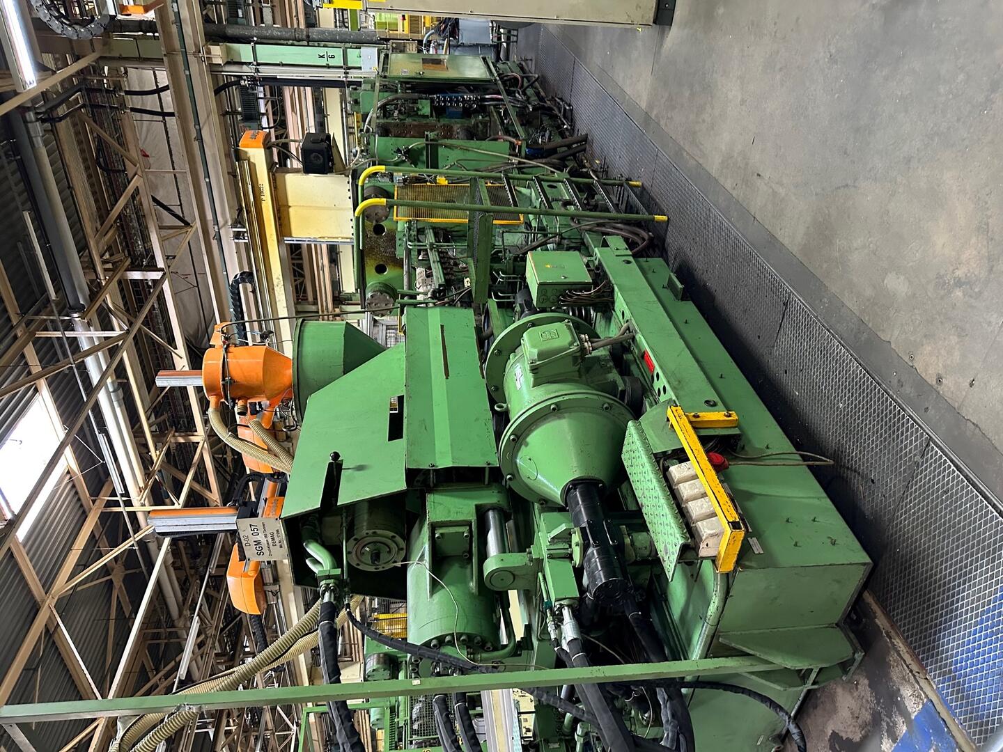 सबसे अच्छा इस्तेमाल किया गया DEMAG DNC 560 इंजेक्शन मोल्डिंग मशीन 560 ...