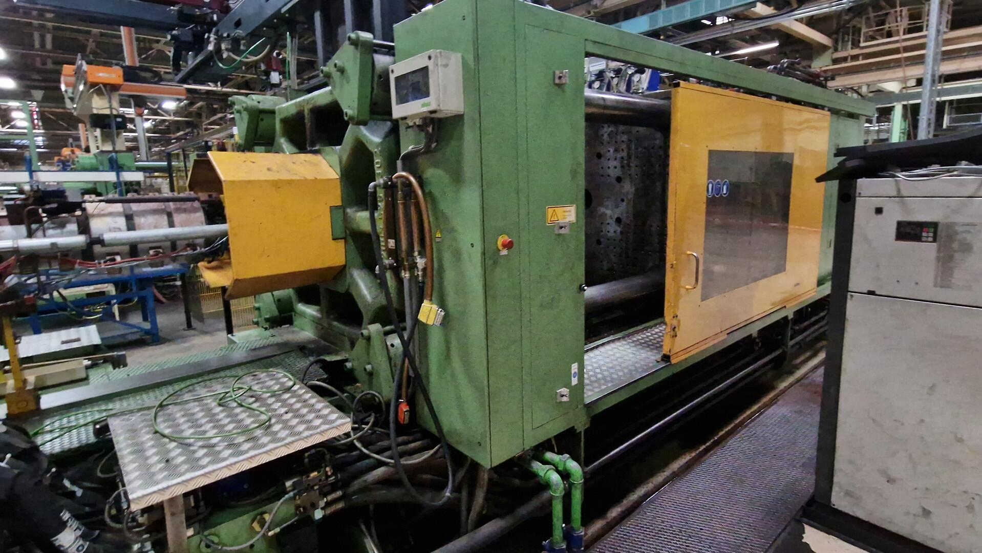 Buy best used WINDSOR W1000 Injection molding Machine 1000Ton