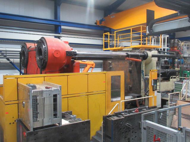 HUSKY EL4000RS170/145 Injection moulder 4000tons | Asset-Trade