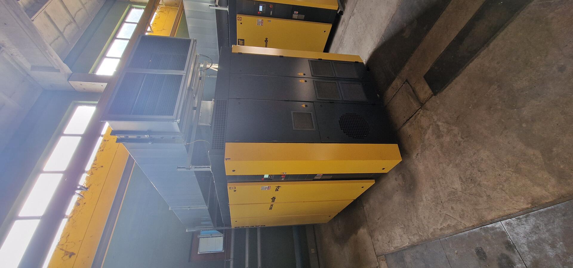 Complete Kaeser Compressor Station (YOM 2019) with DSD240/205 & Sigma ...